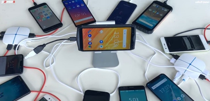 El móvil que puede cargar otros 10 teléfonos a la vez